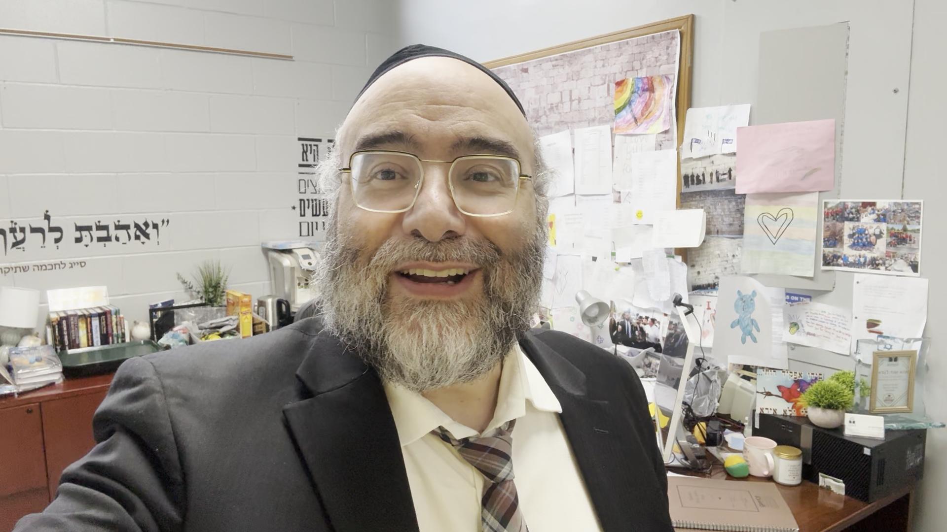 R' Maimon Elbaz | If you learn ONE MISHNAH a day, you complete SHAS in ...