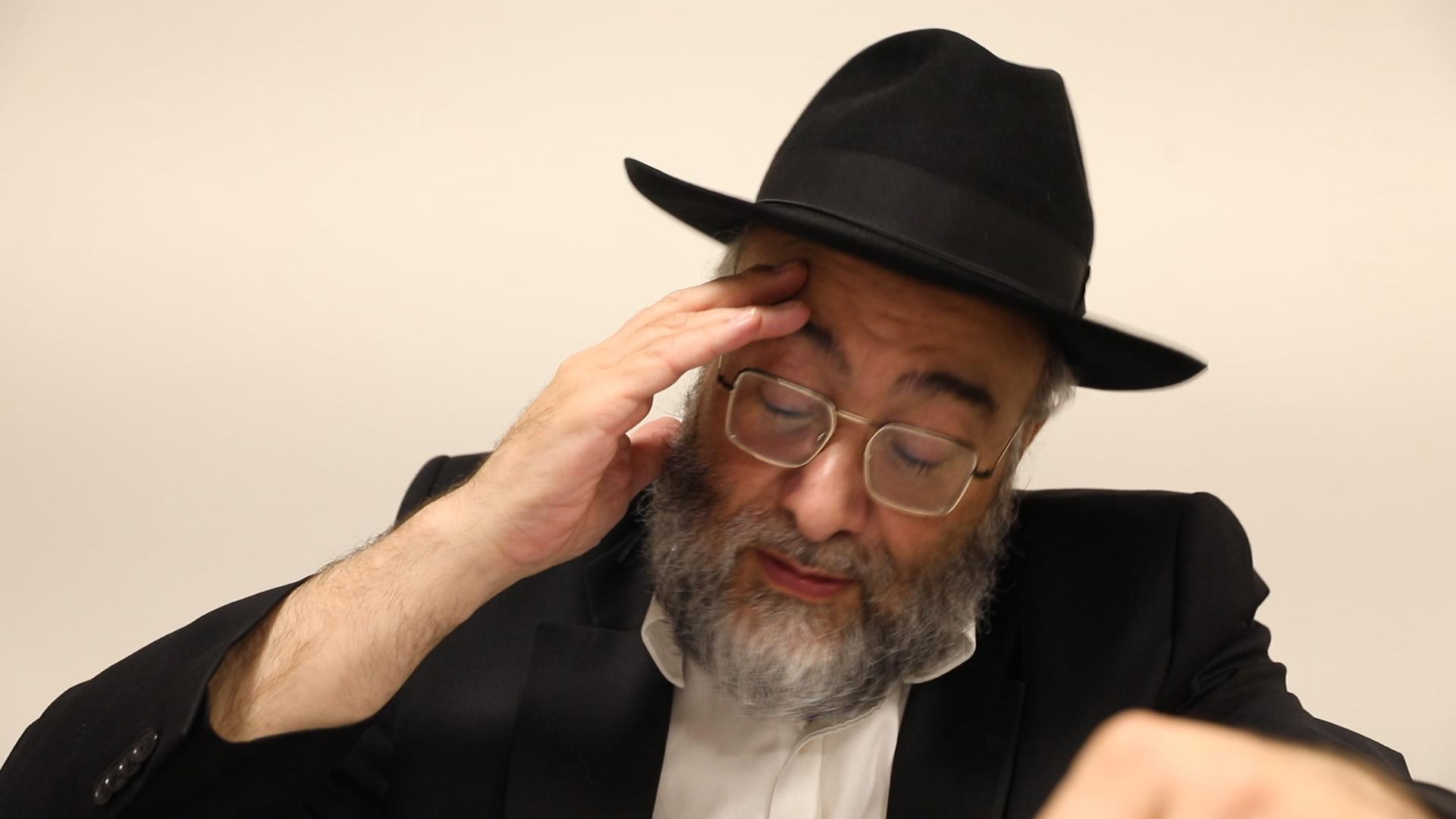 R' Maimon Elbaz | Collect Tzedaka By Connecting Hearts