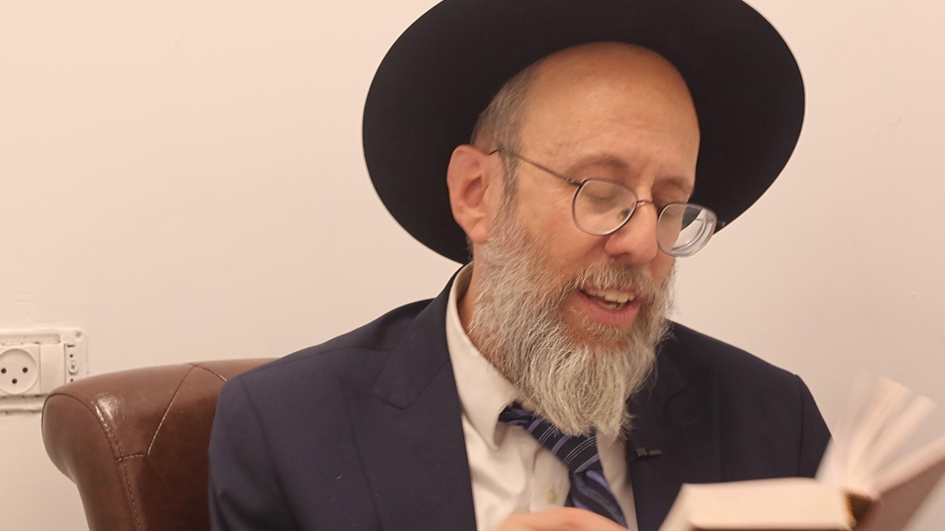 R' Daniel Travis | Exploding Eyes