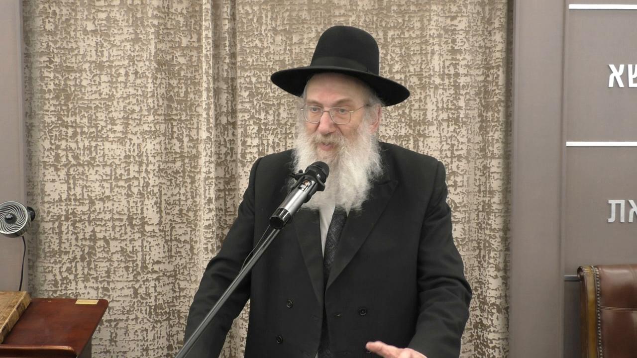 R' Uren Reich | Pesach - Half of The Picture!
